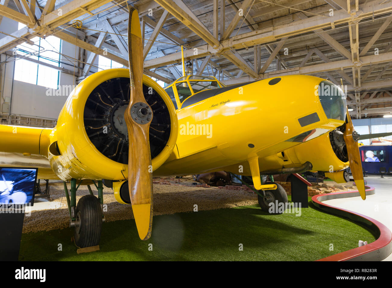 Avro anson hi-res stock photography and images - Alamy