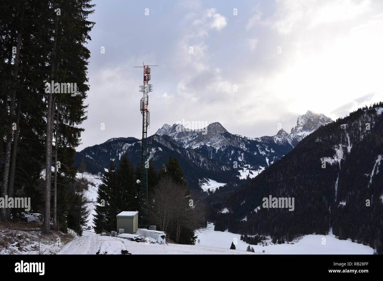 Vhf antenne hi-res stock photography and images - Alamy