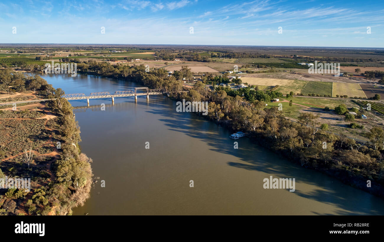 The Murray River at Curlwaa, with Abbotsford Bridge Stock Photo - Alamy