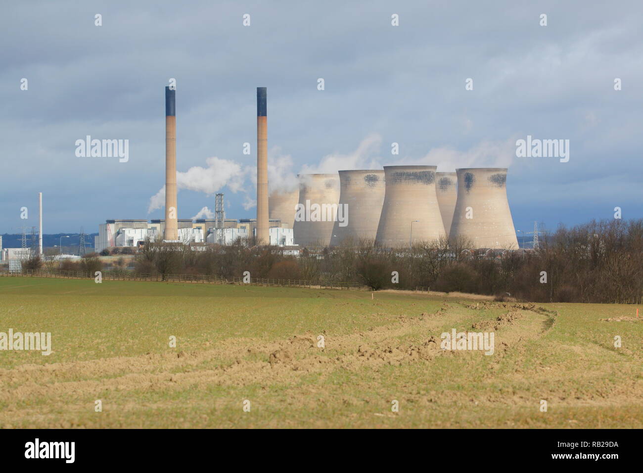Ferrybridge c power plant hi-res stock photography and images - Alamy