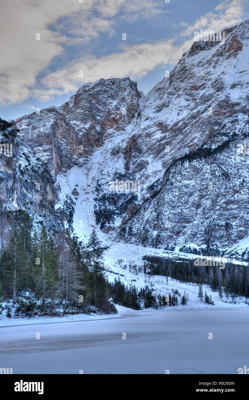 See, Pragser Wildsee, Zugefroren, Eisdecke, Pragser Tal, Südtirol ...