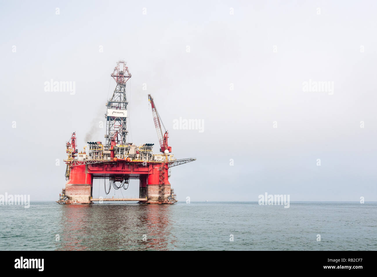 Ultra deepwater rig hi-res stock photography and images - Alamy