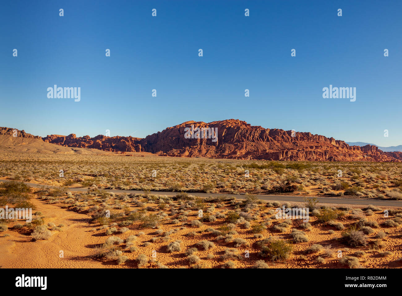 Open space in the desert hi-res stock photography and images - Alamy