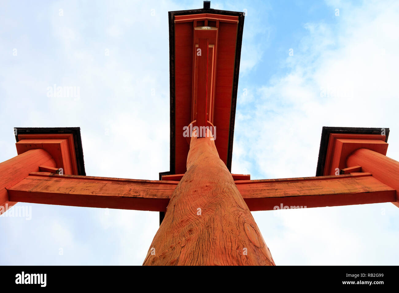 Ryobu torii hi-res stock photography and images - Alamy