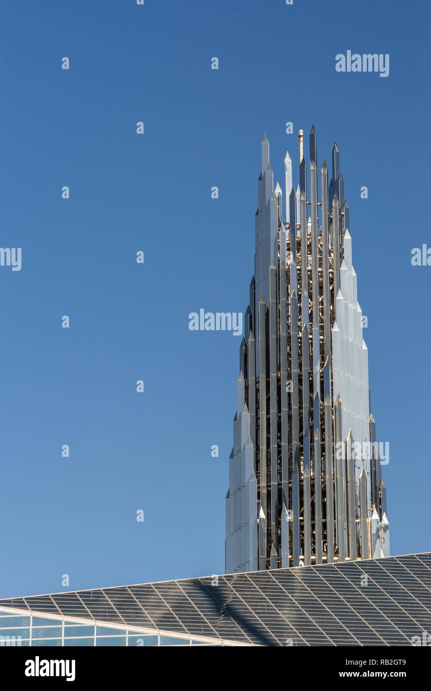 Crystal cathedral philip johnson hi-res stock photography and images ...