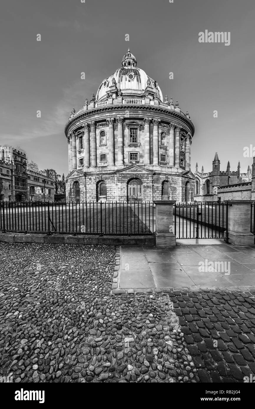 Oxford christ church college Black and White Stock Photos & Images - Alamy