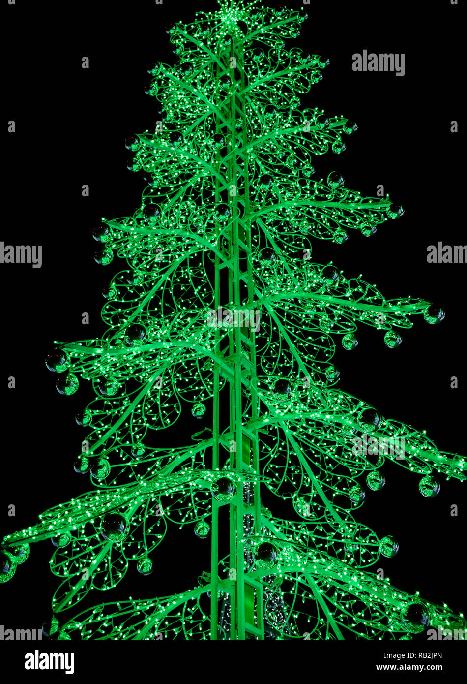 Christmas town silhouette line art hi-res stock photography and images ...