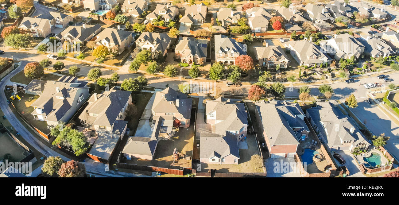 Panoramic top view row of single family houses in residential ar Stock ...