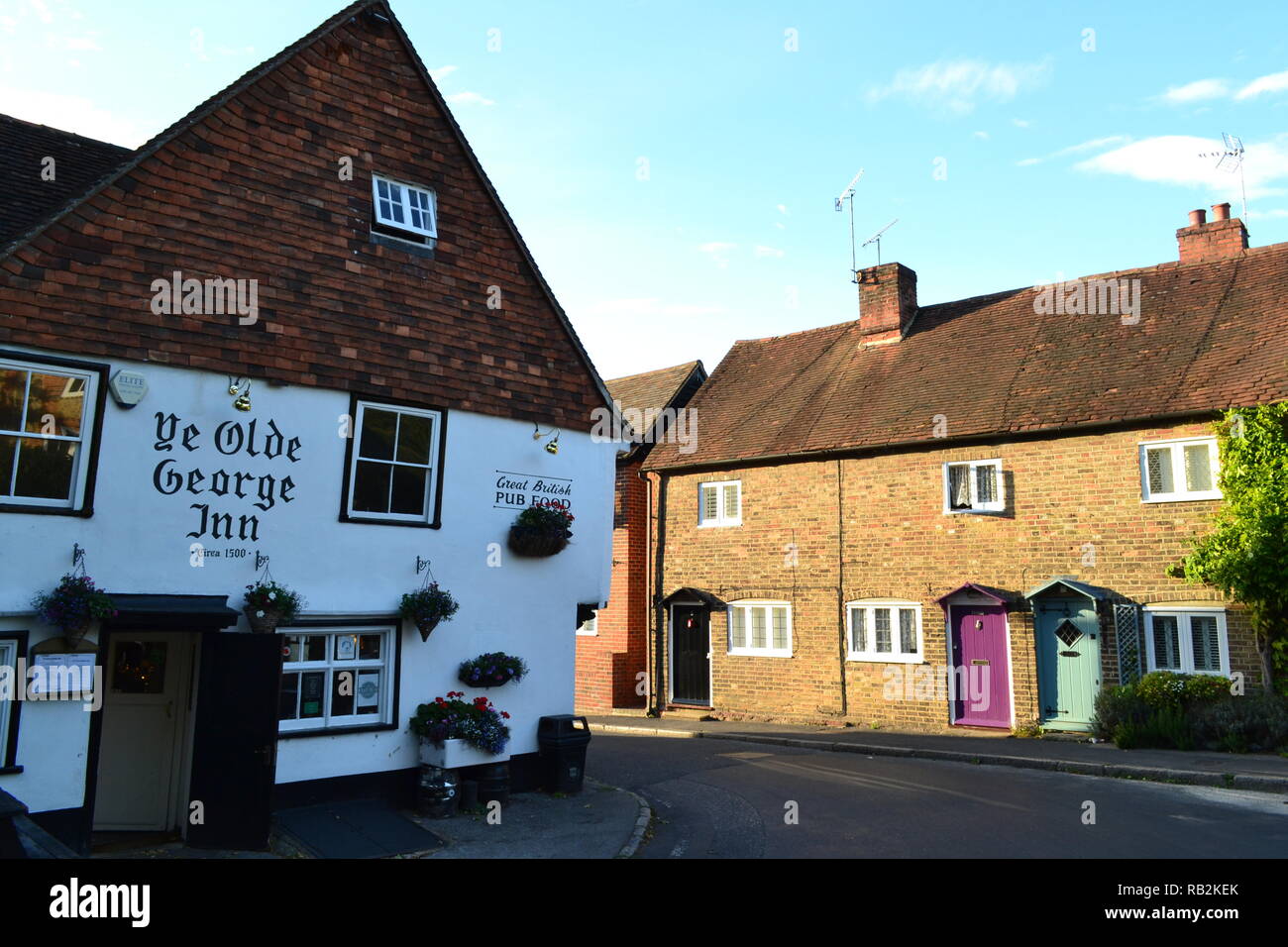 Popular 16th-century pub Ye Olde George in Shoreham, Kent, England ...