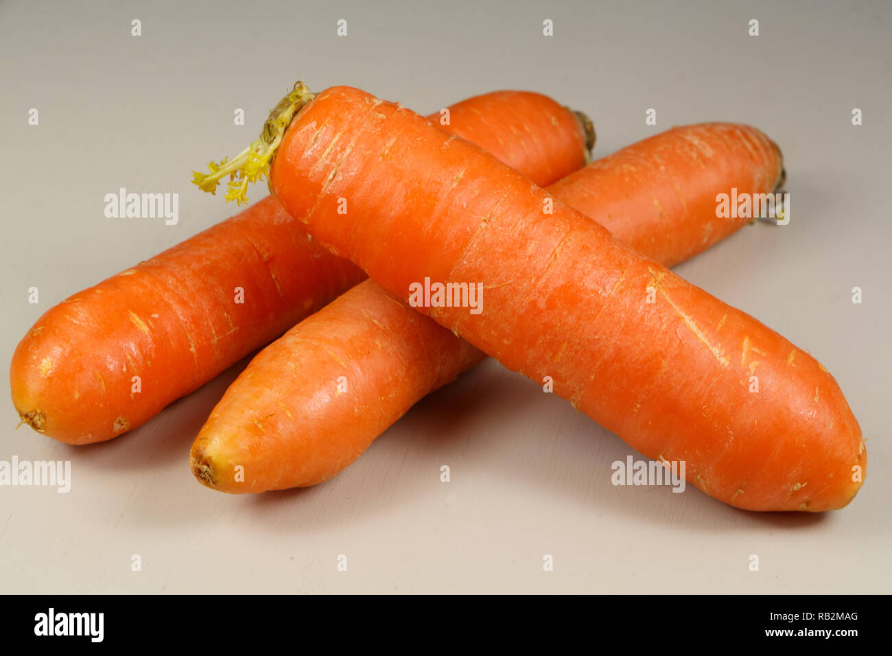 Heap carrots hi-res stock photography and images - Alamy