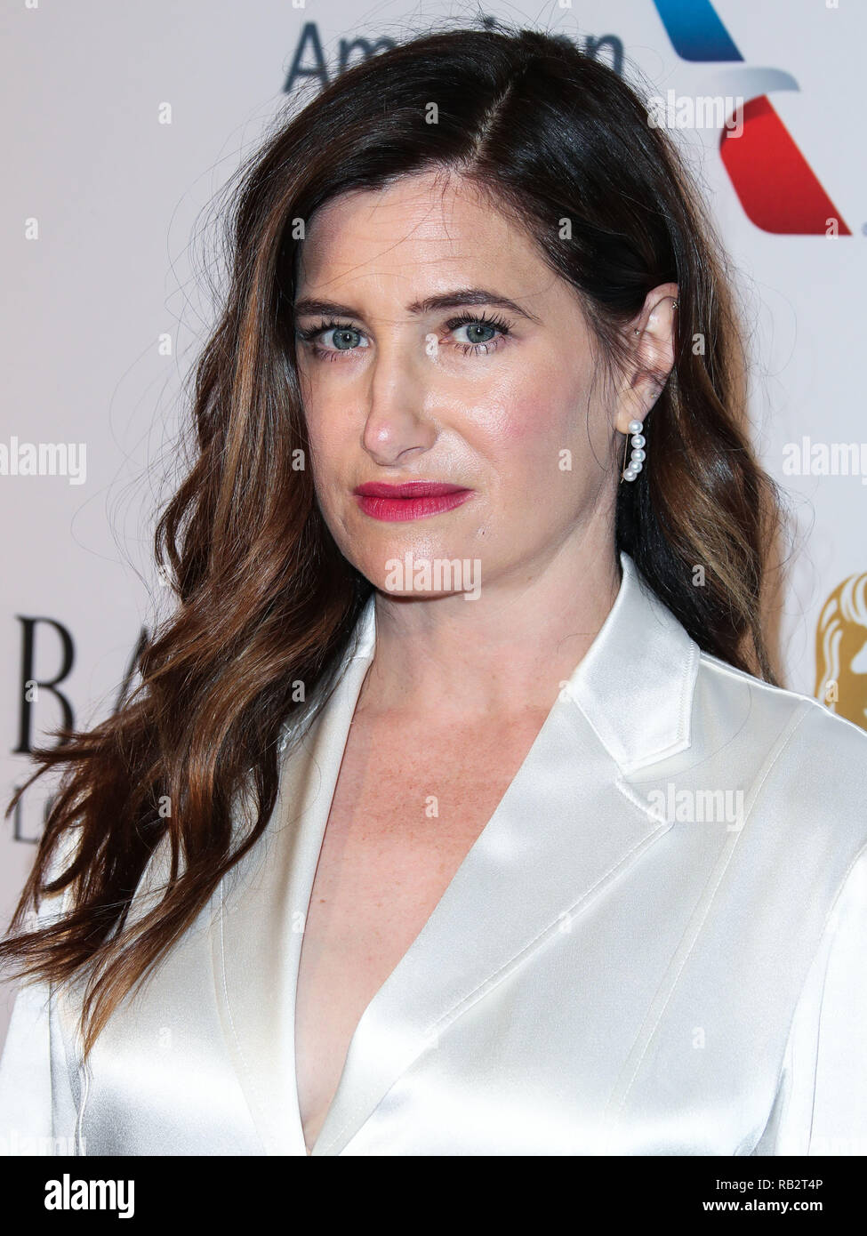 California, USA. 5th Jan 2019. Actress Kathryn Hahn wearing Nicholas ...