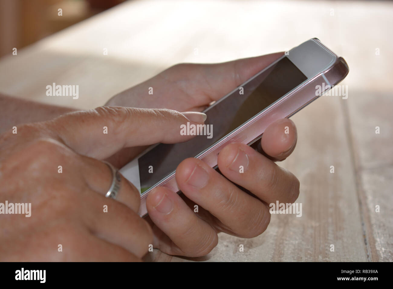 Device touchscreen fingers hi-res stock photography and images - Alamy