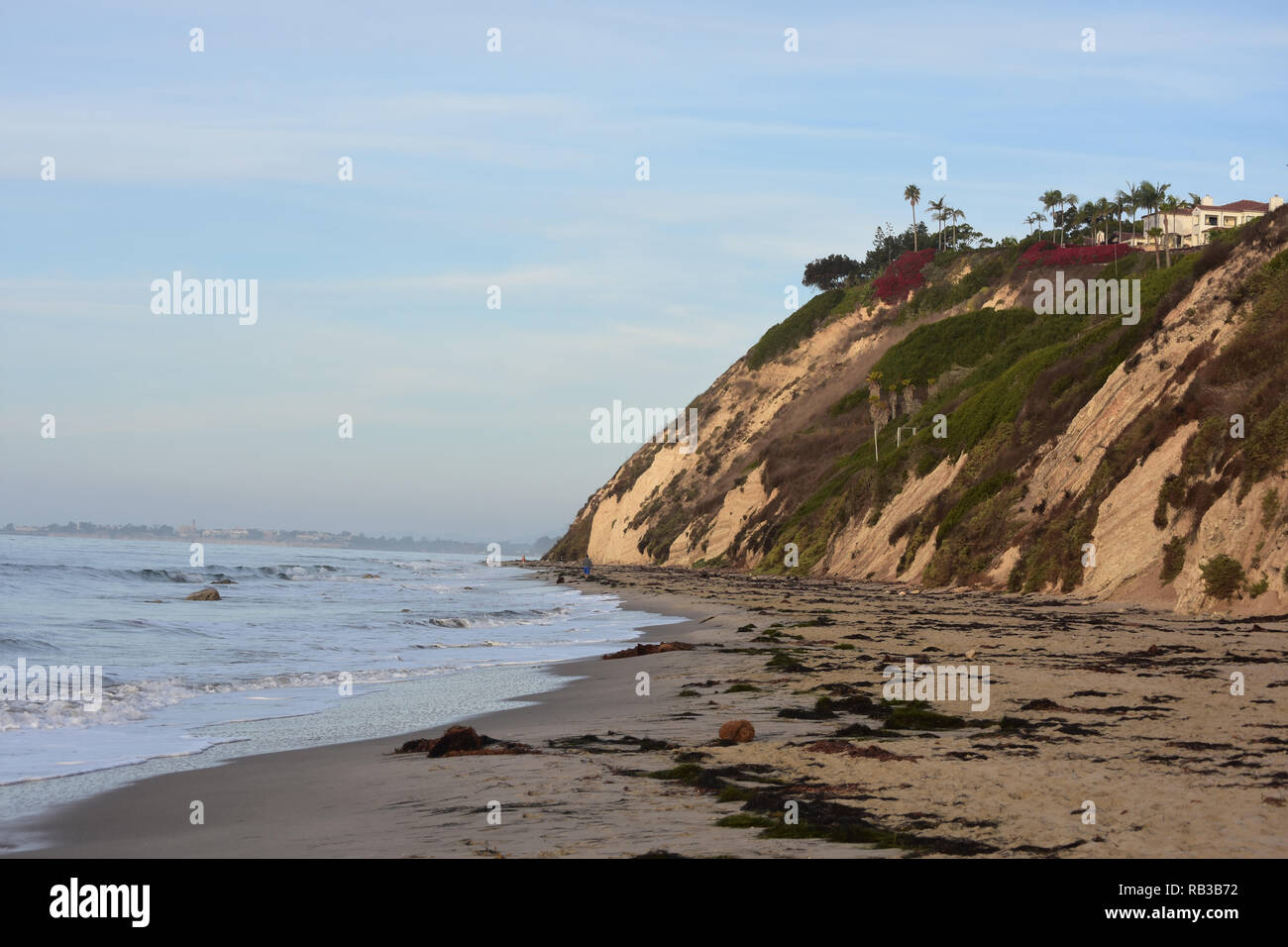 Santa barbara california beach cliff hi-res stock photography and ...