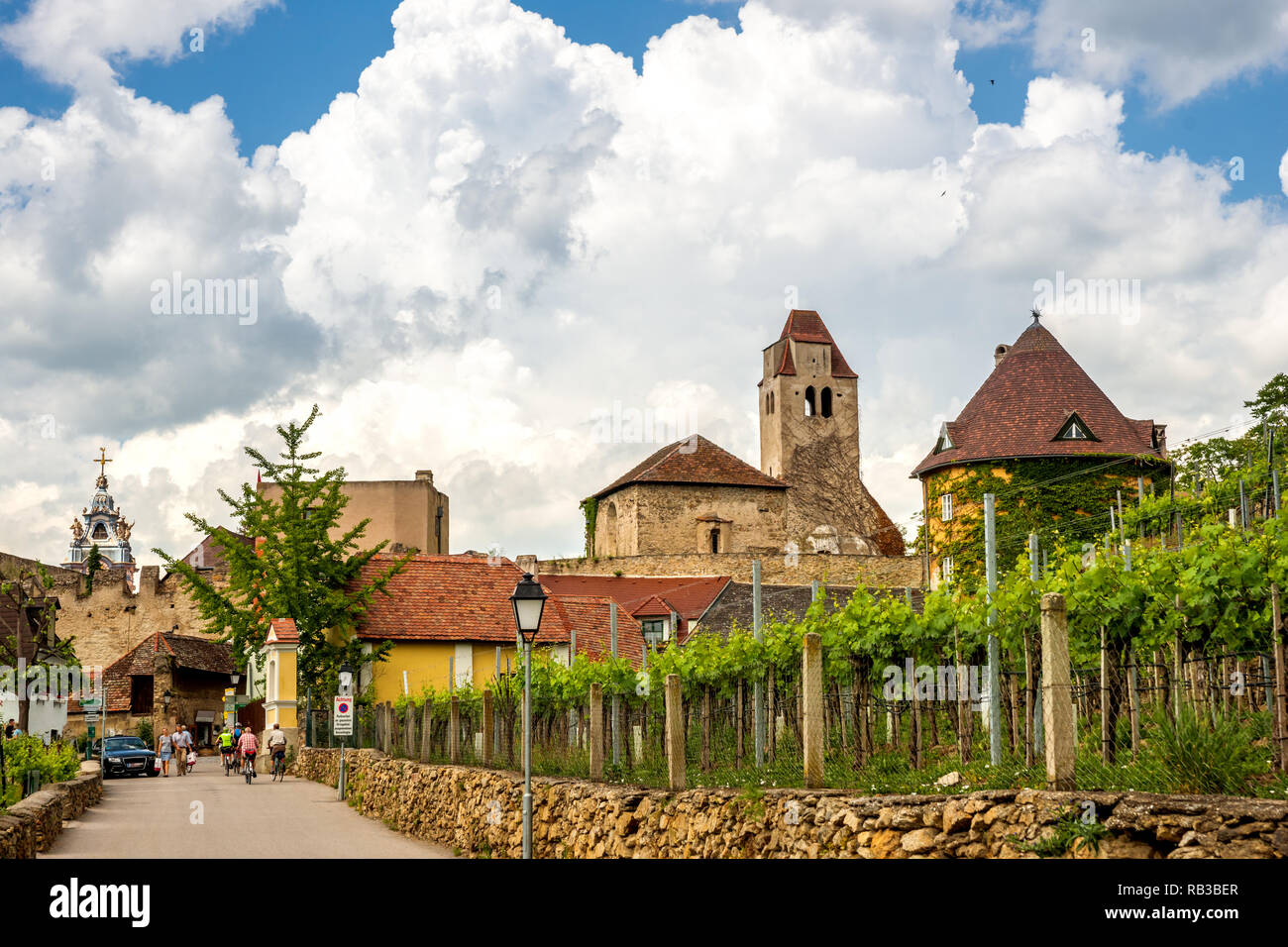 Duernstein castle unesco world heritage site hi-res stock photography ...
