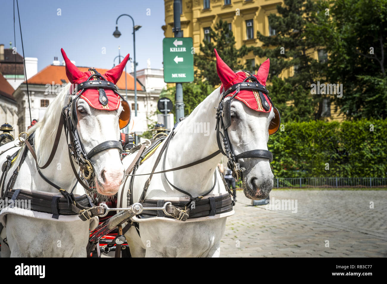Fiacre historical hi-res stock photography and images - Alamy