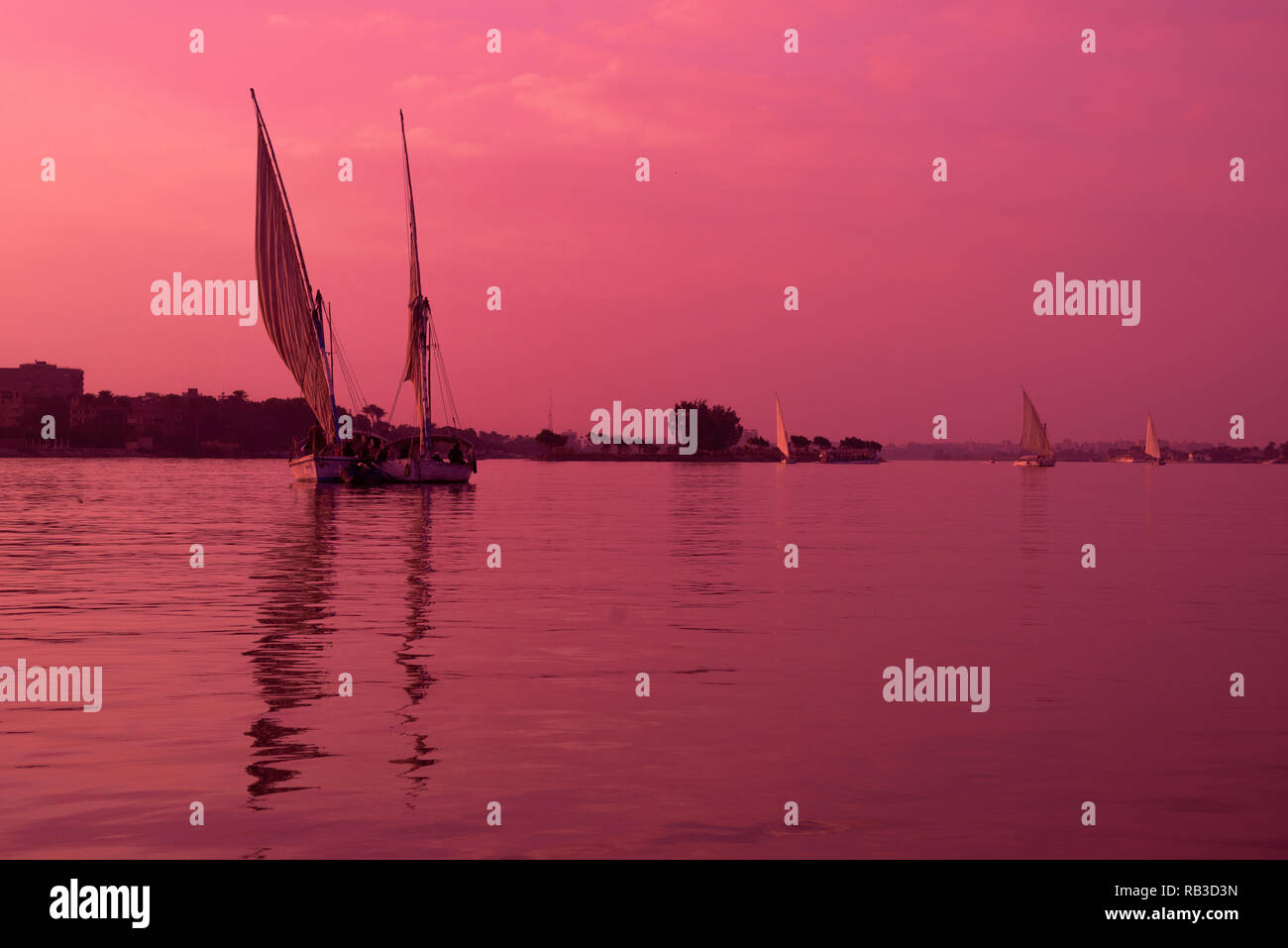 Felucca boat hi-res stock photography and images - Alamy