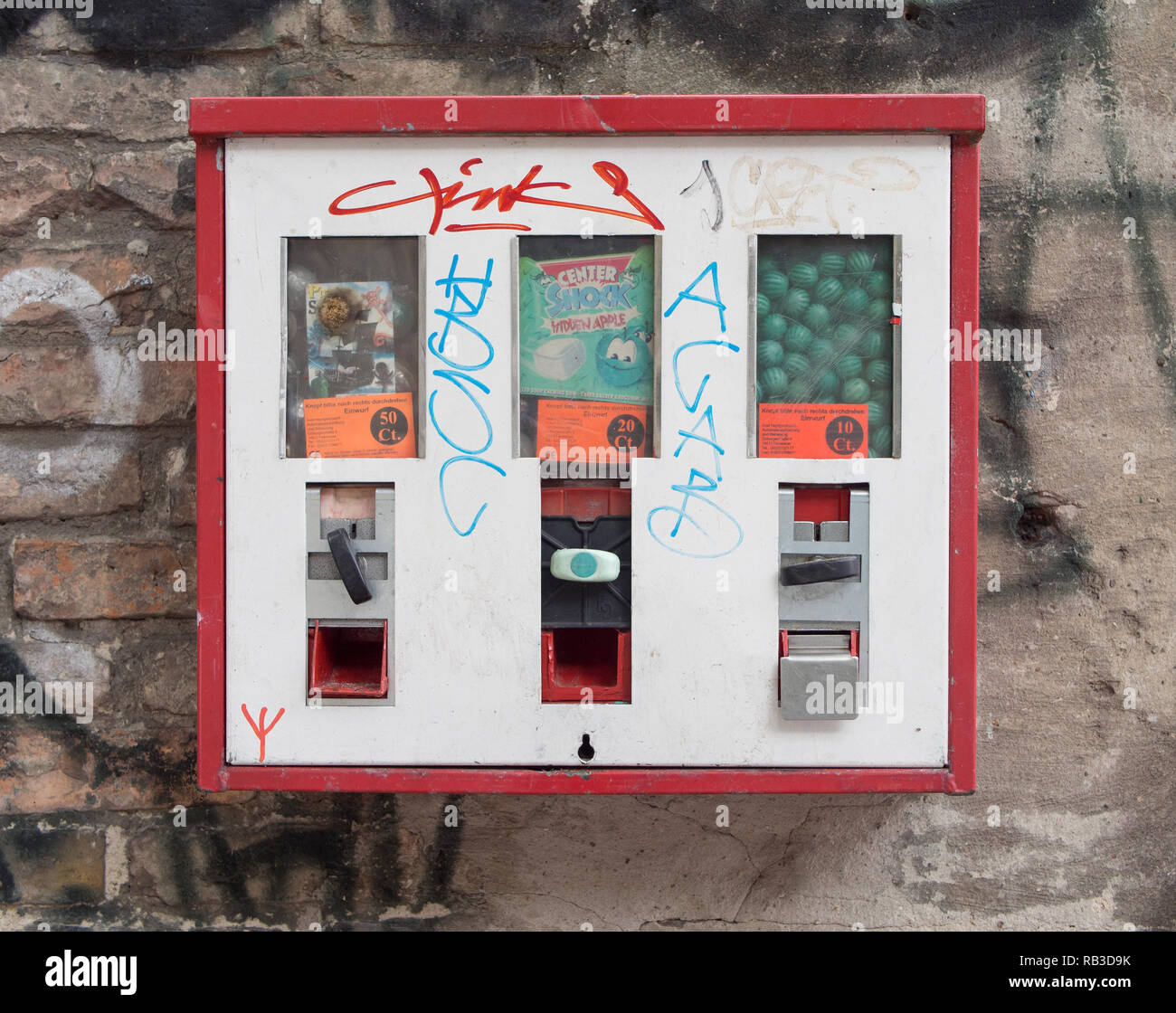 BERLIN, GERMANY - JUNE 29, 2016: chewing gum vending machine in Berlin ...