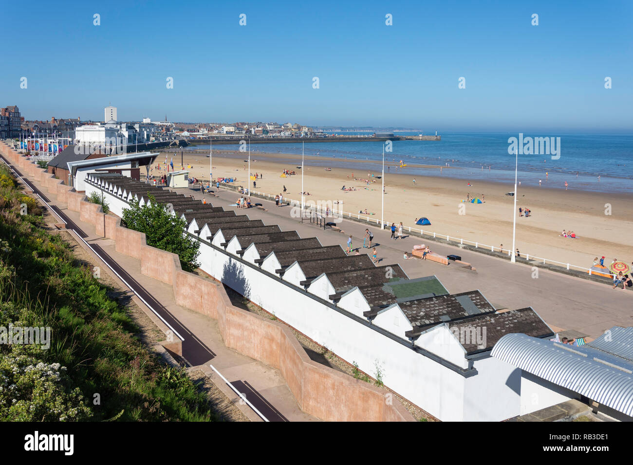 Bridlington promenade hi-res stock photography and images - Alamy