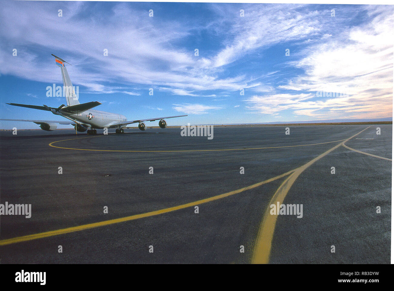 Boeing KC-135 Stratotanker Refueling Airplane Stock Photo - Alamy