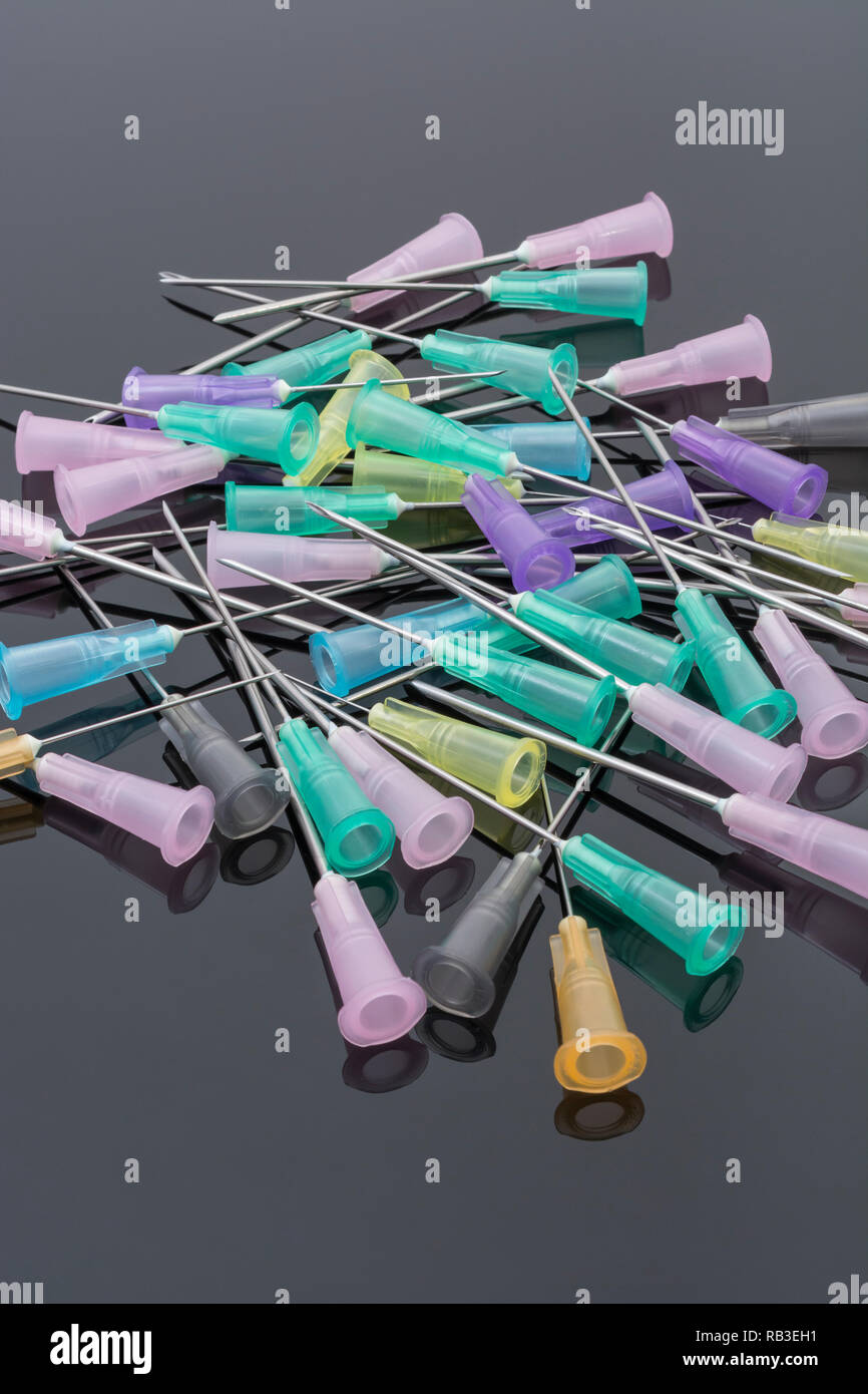 Microlance needle hi-res stock photography and images - Alamy