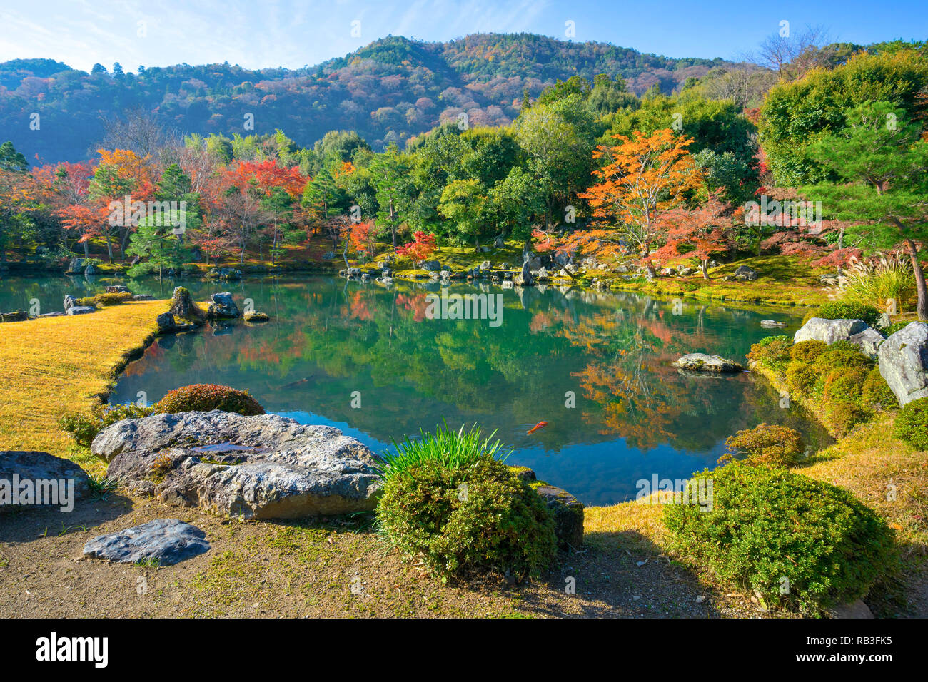 Tenryuji garden hi-res stock photography and images - Alamy