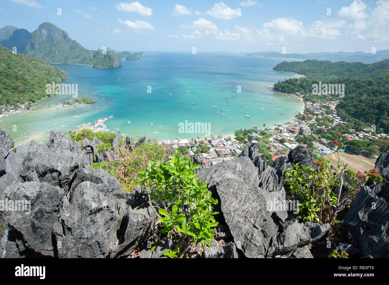 Bacuit Bay view from Taraw Cliff, El Nido Palawan Philippines. View ...