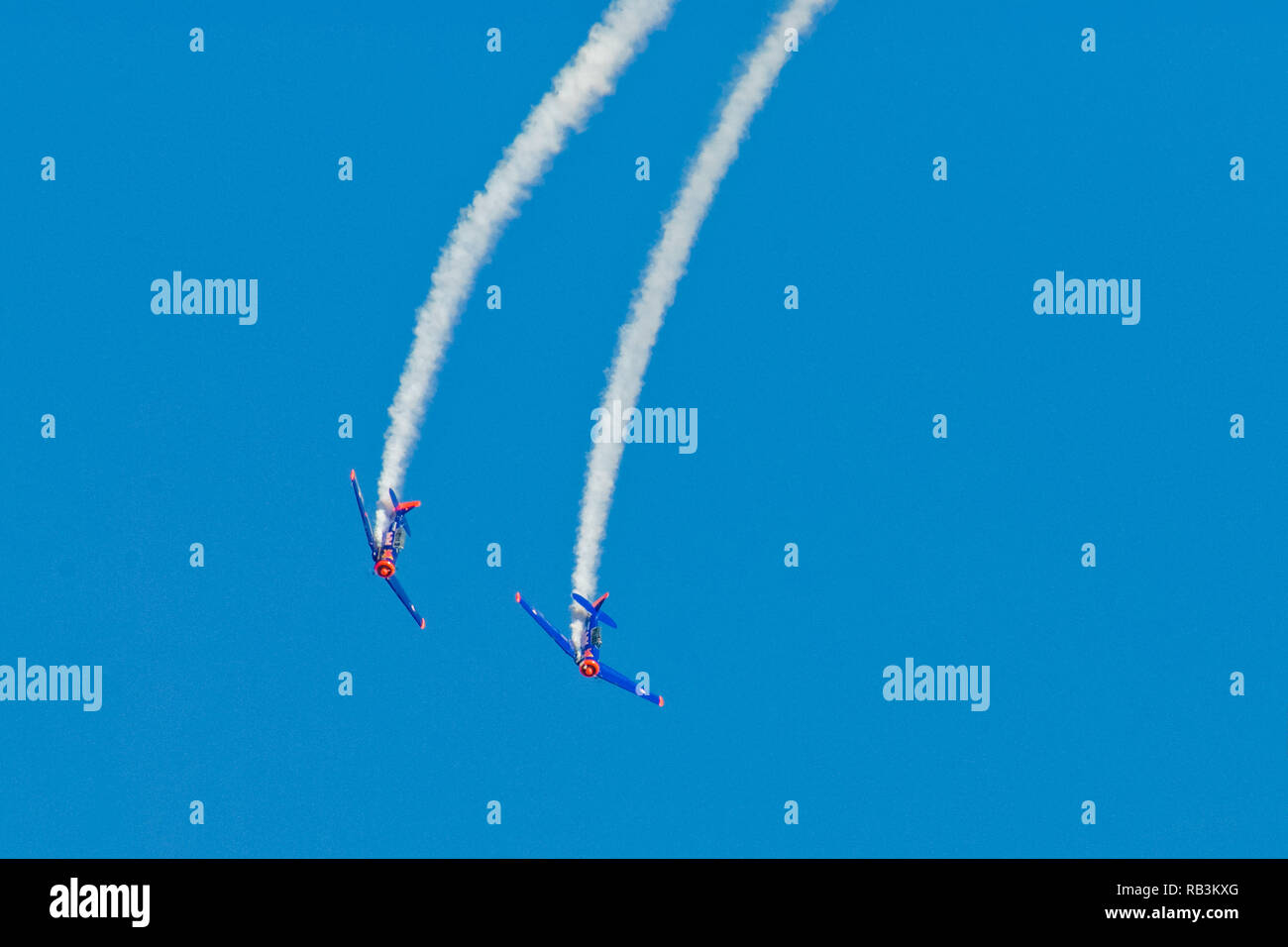 Acrobatic plain performance in Hamburg Hafen-Geburtstag Stock Photo - Alamy