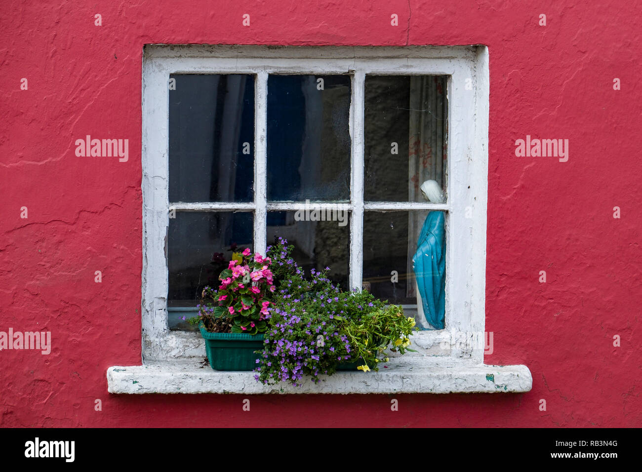 Irish Statue Of Mary High Resolution Stock Photography and Images - Alamy