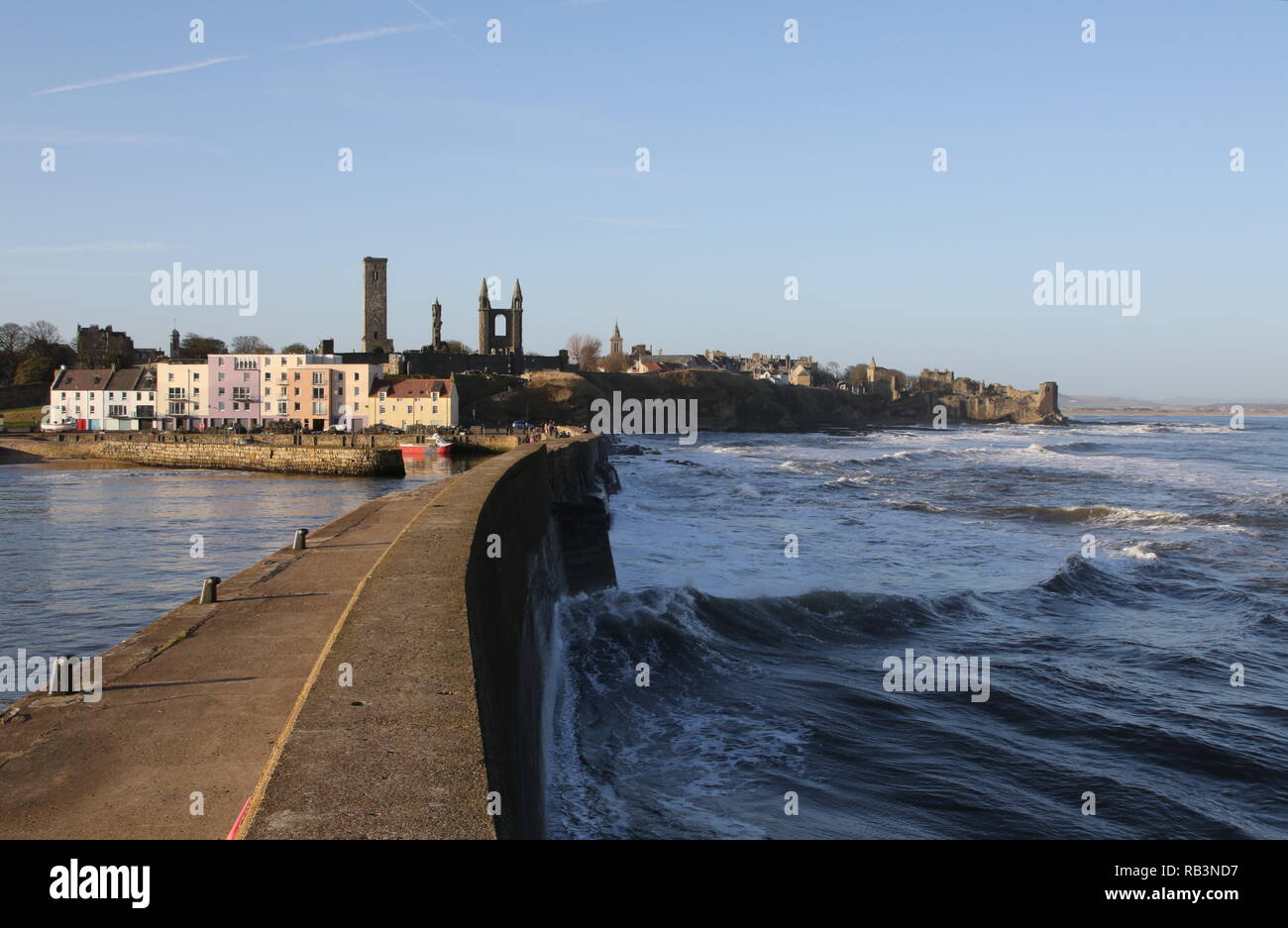 St Andrews Pier High Resolution Stock Photography and Images - Alamy