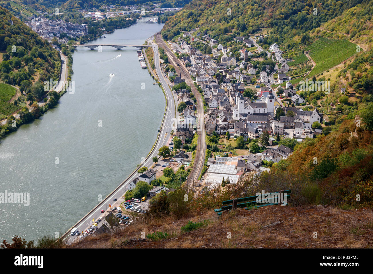 Bridge treis karden hi-res stock photography and images - Alamy