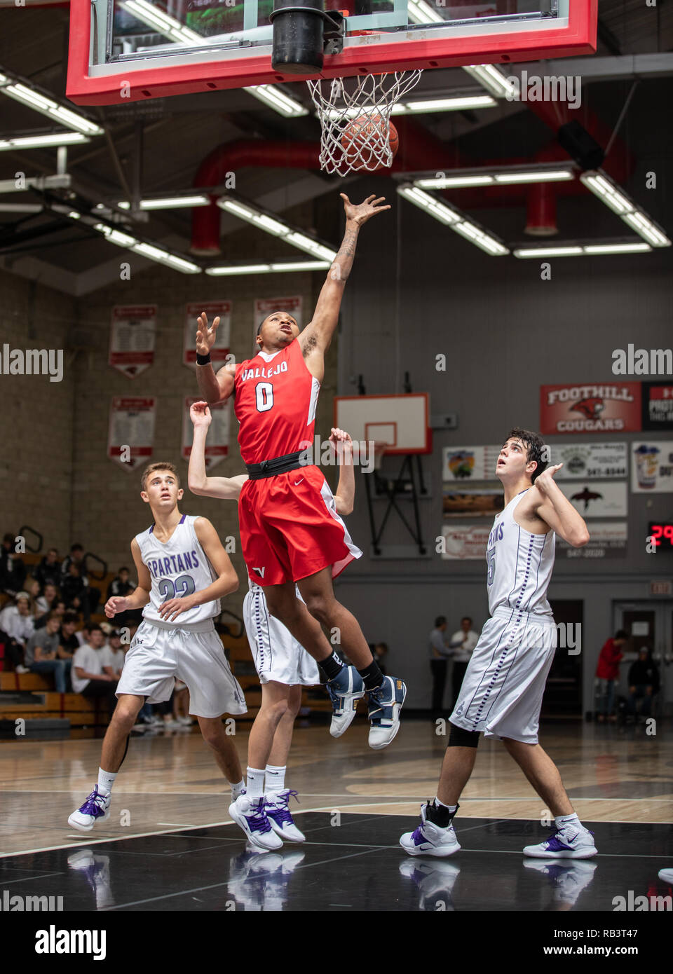 Basketball action Vallejo vs. Spring Creek High School in Palo Cedro ...