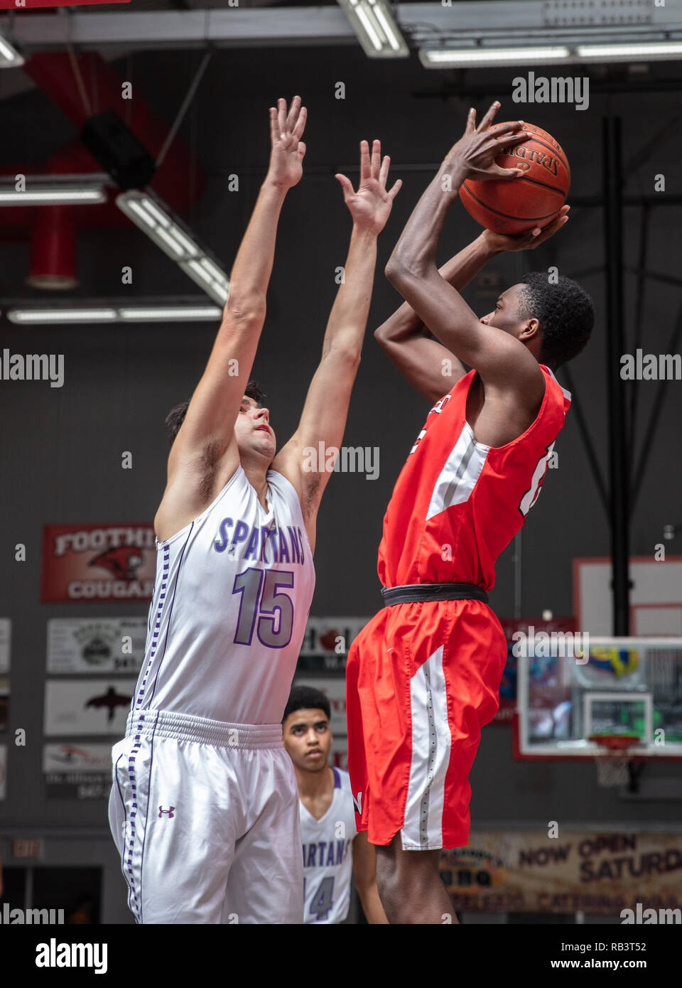 Basketball action Vallejo vs. Spring Creek High School in Palo Cedro ...