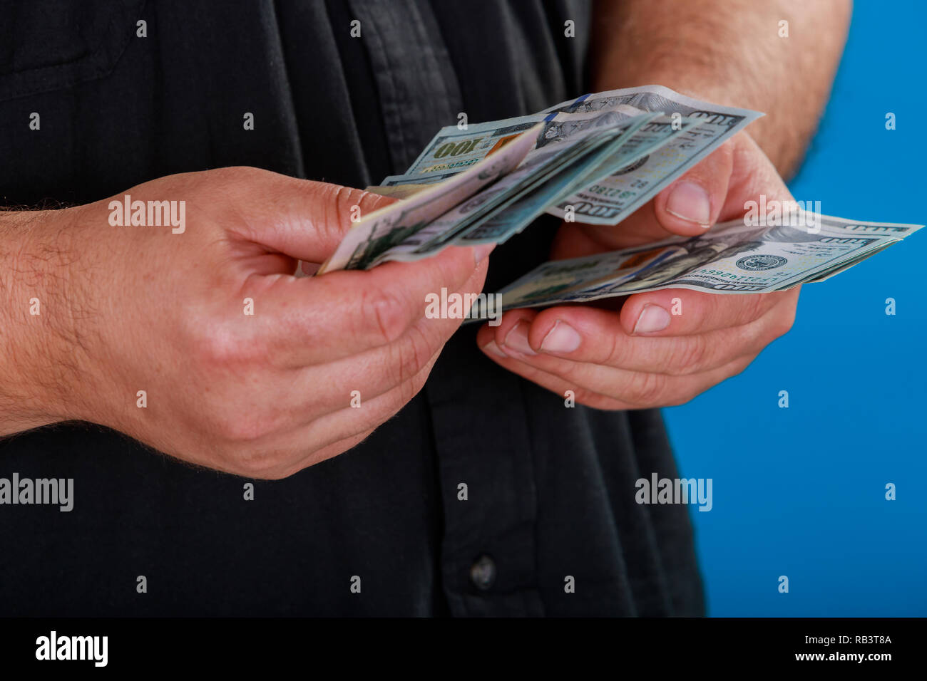 Dollars hands hi-res stock photography and images - Alamy