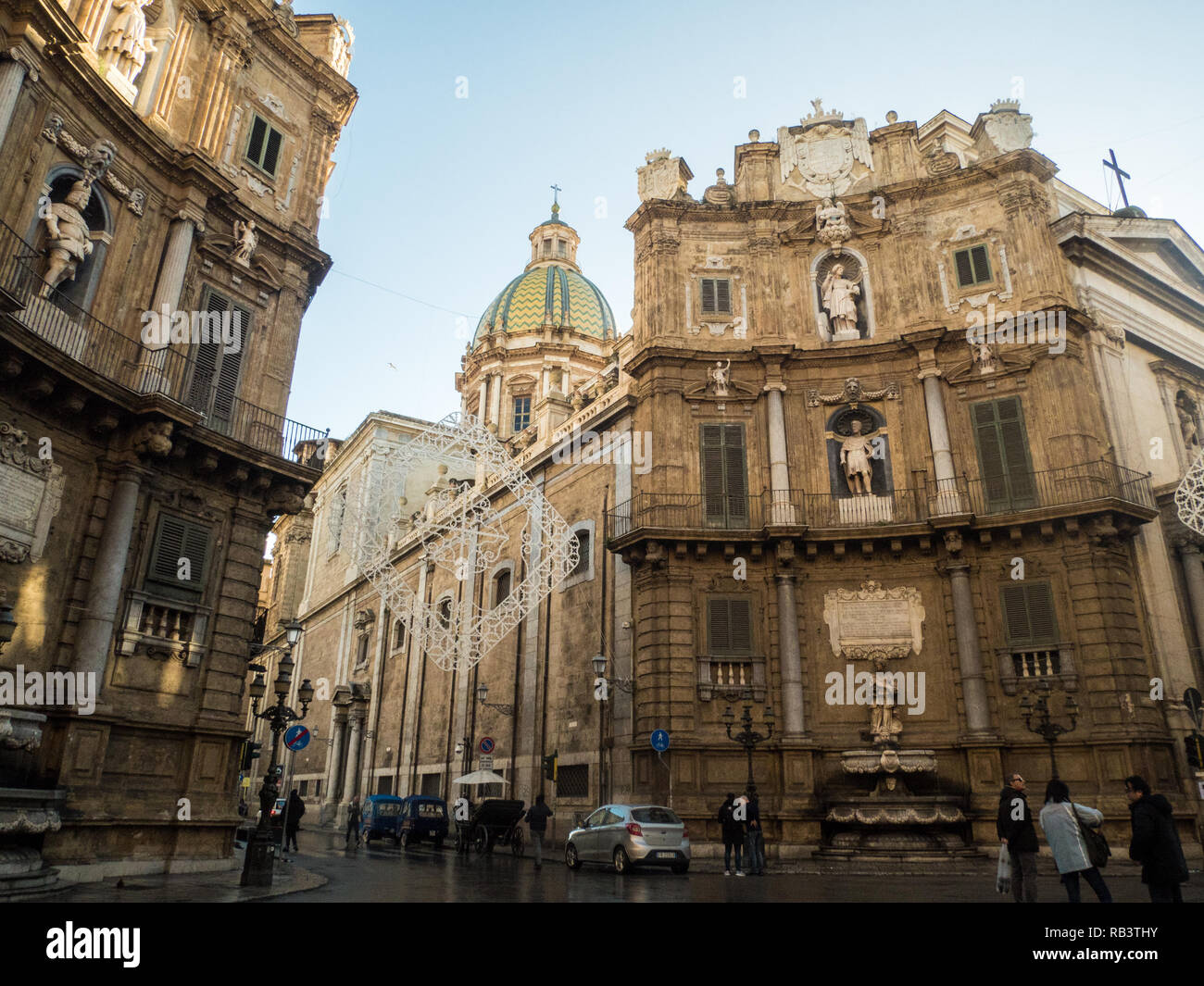 Piazza quattro canti hi-res stock photography and images - Alamy