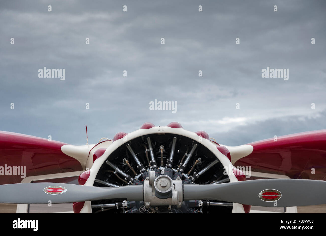 Airplane cylinder hi-res stock photography and images - Alamy