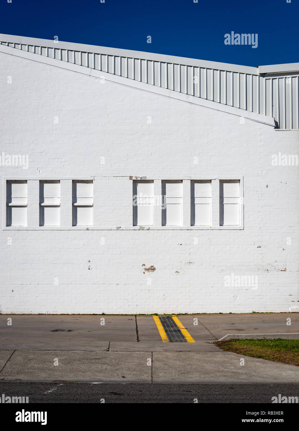 Warehouse Black And White Stock Photos & Warehouse Black And White ...