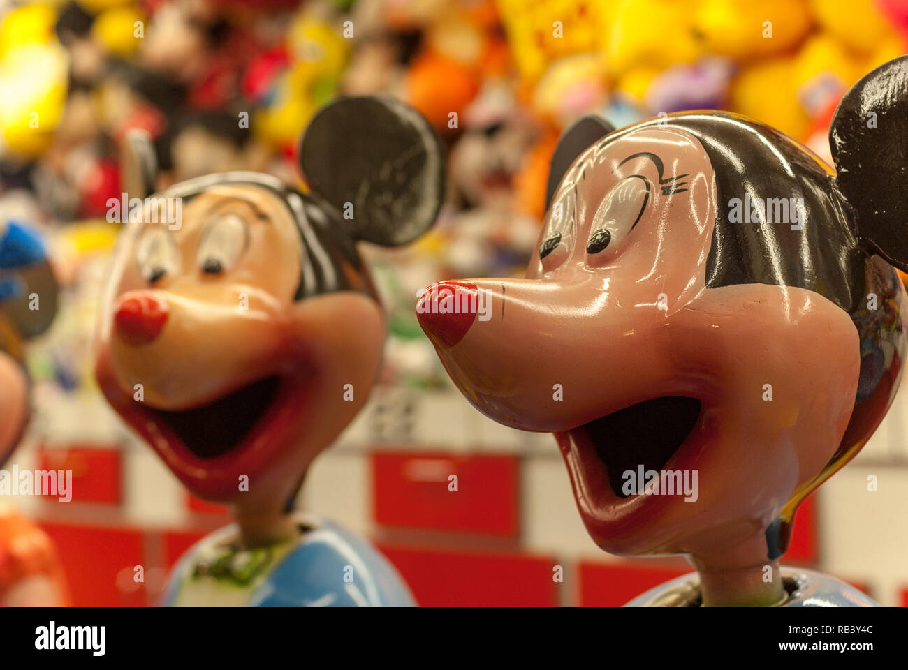 Laughing Mouse sideshow alley games at the fiar at night Stock Photo ...