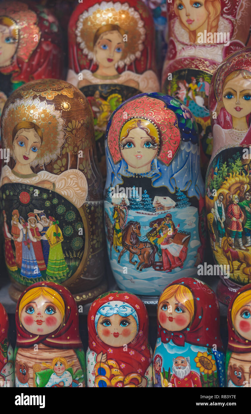 Matryoshka russian puppets lined up in shop window in Amsterdam Stock ...