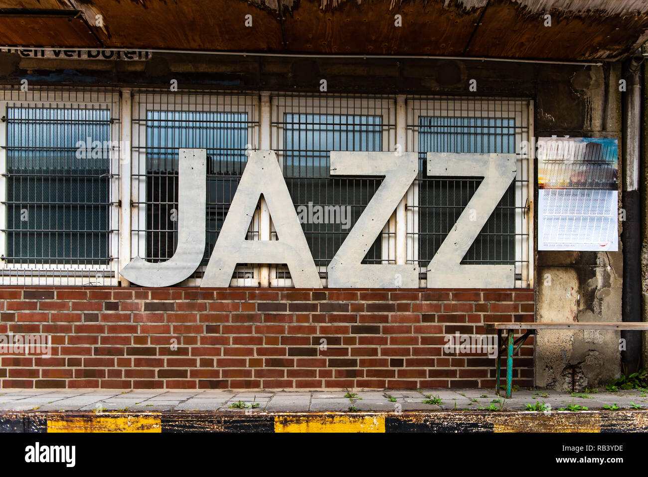Jazz sign hi-res stock photography and images - Alamy