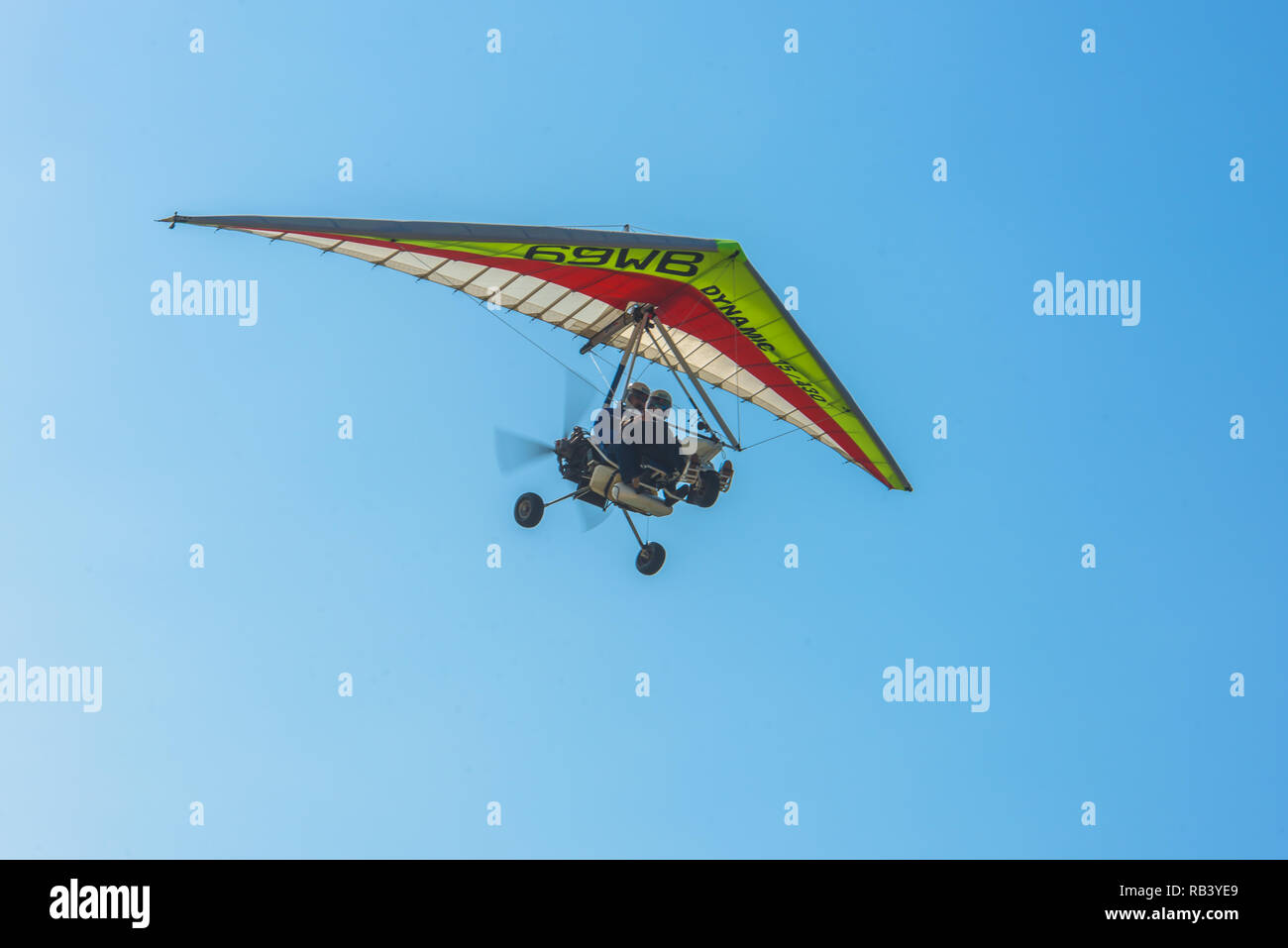 Motorized kite hi-res stock photography and images - Alamy