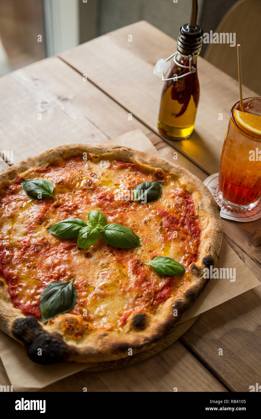 Delicious pizza, Delicious pizza, or deliver at home, dinner with ...