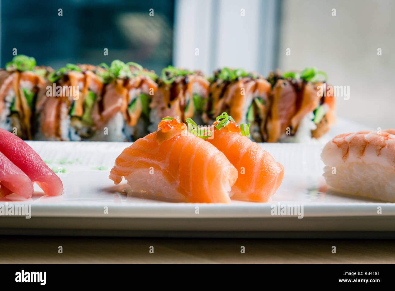 Sushi japan family hi-res stock photography and images - Alamy
