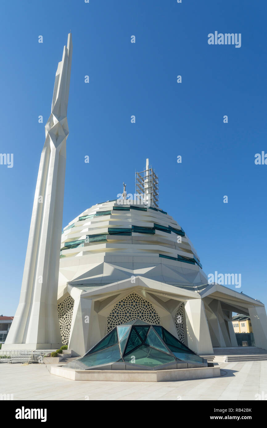 Mihrimah sultan mosque uskudar istanbul hi-res stock photography and ...