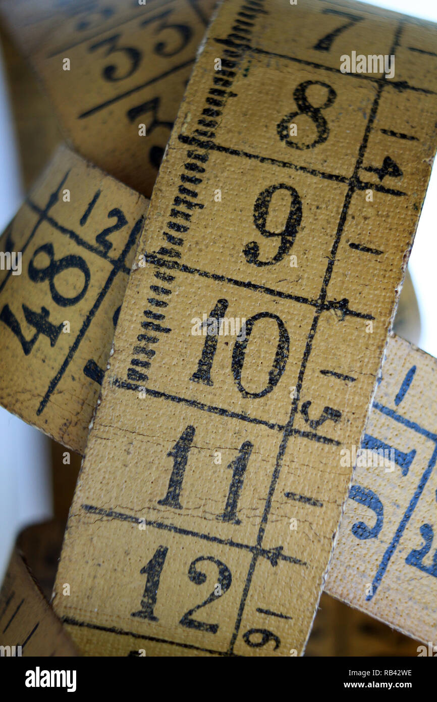 Measuring band hi-res stock photography and images - Alamy