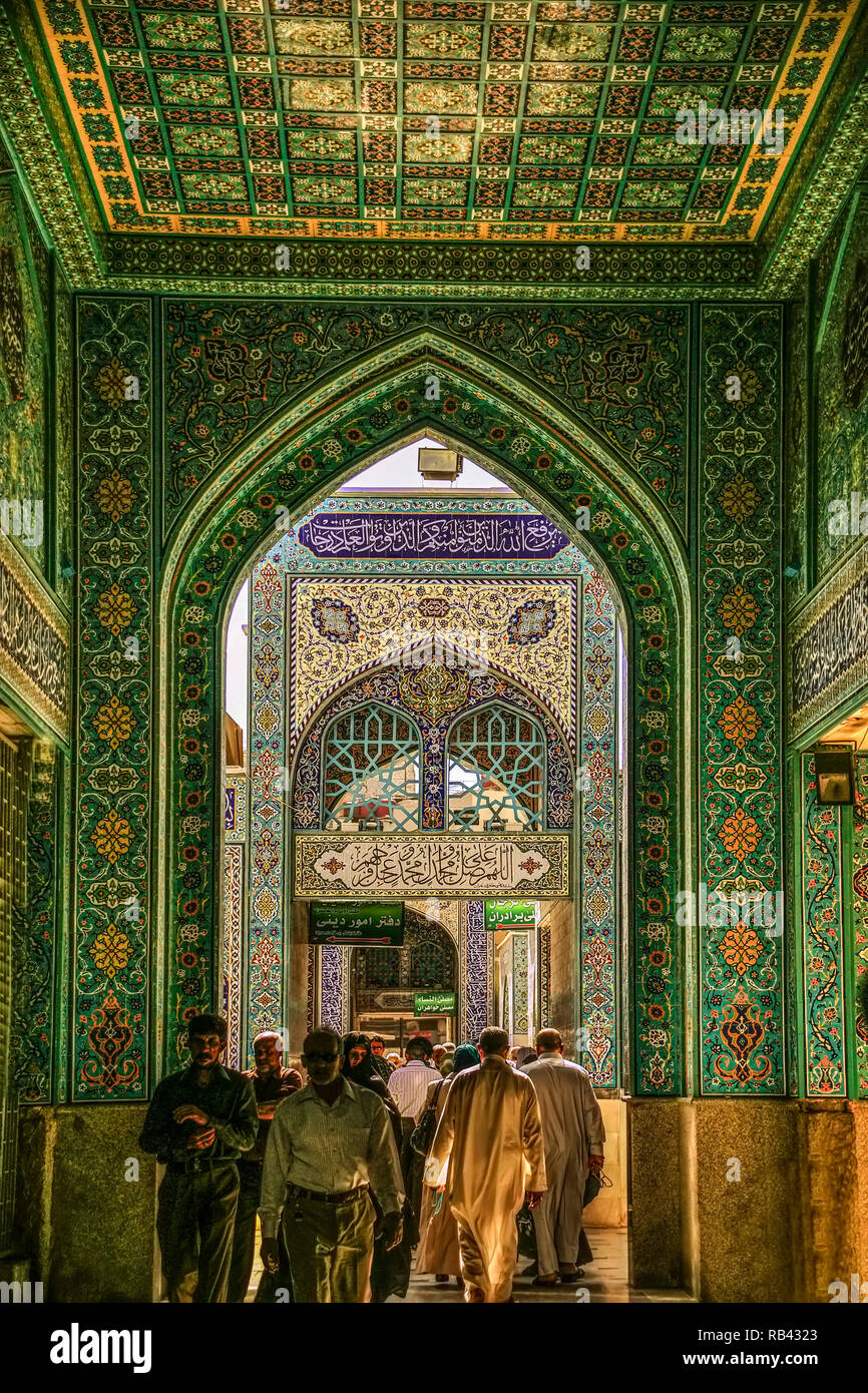 Chiite mosque of Saiyida Zenab. Damascus. Syria, Middle East Stock ...