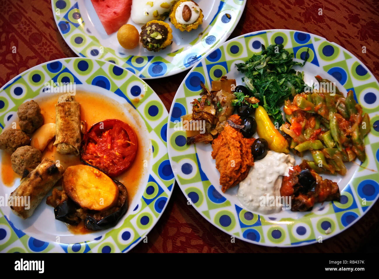 Syrian sweets hi-res stock photography and images - Alamy