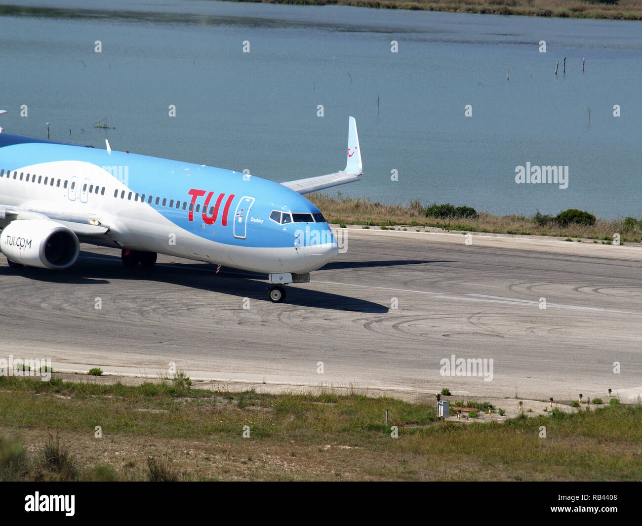Tui livery hi-res stock photography and images - Alamy