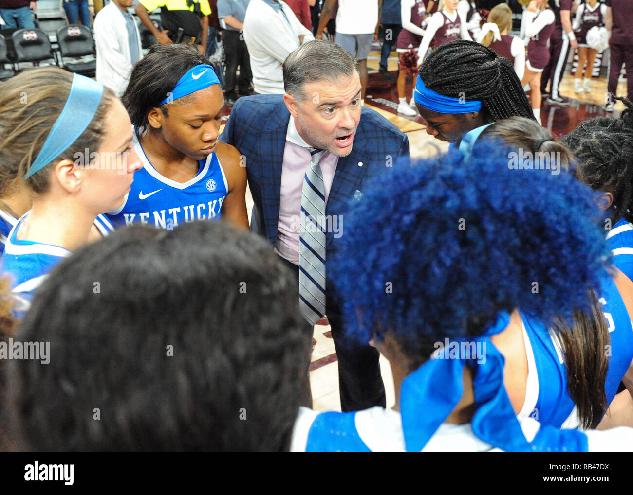Kentucky head coach matthew mitchell hi-res stock photography and ...