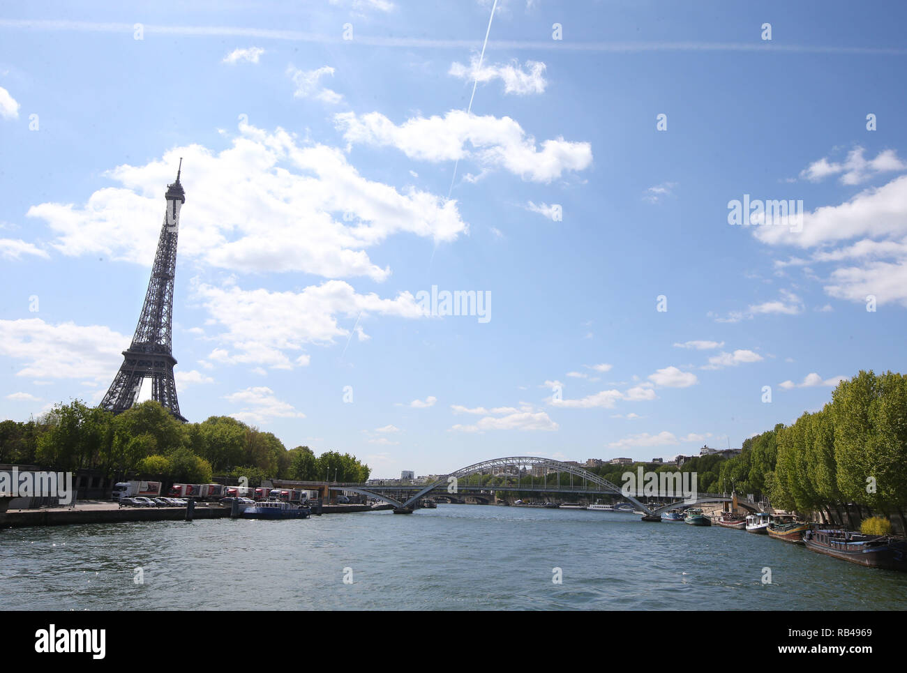 Paris, Paris, China. 5th Jan, 2019. Aerial Photography of Seine River ...