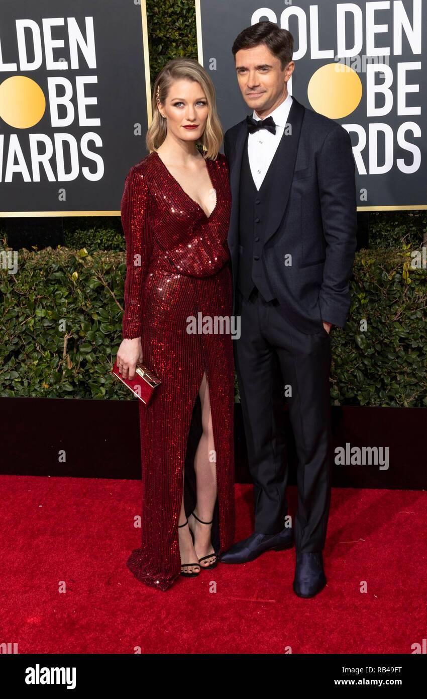 Beverly Hills, California, USA. 06th Jan, 2019. Topher Grace and Ashley ...